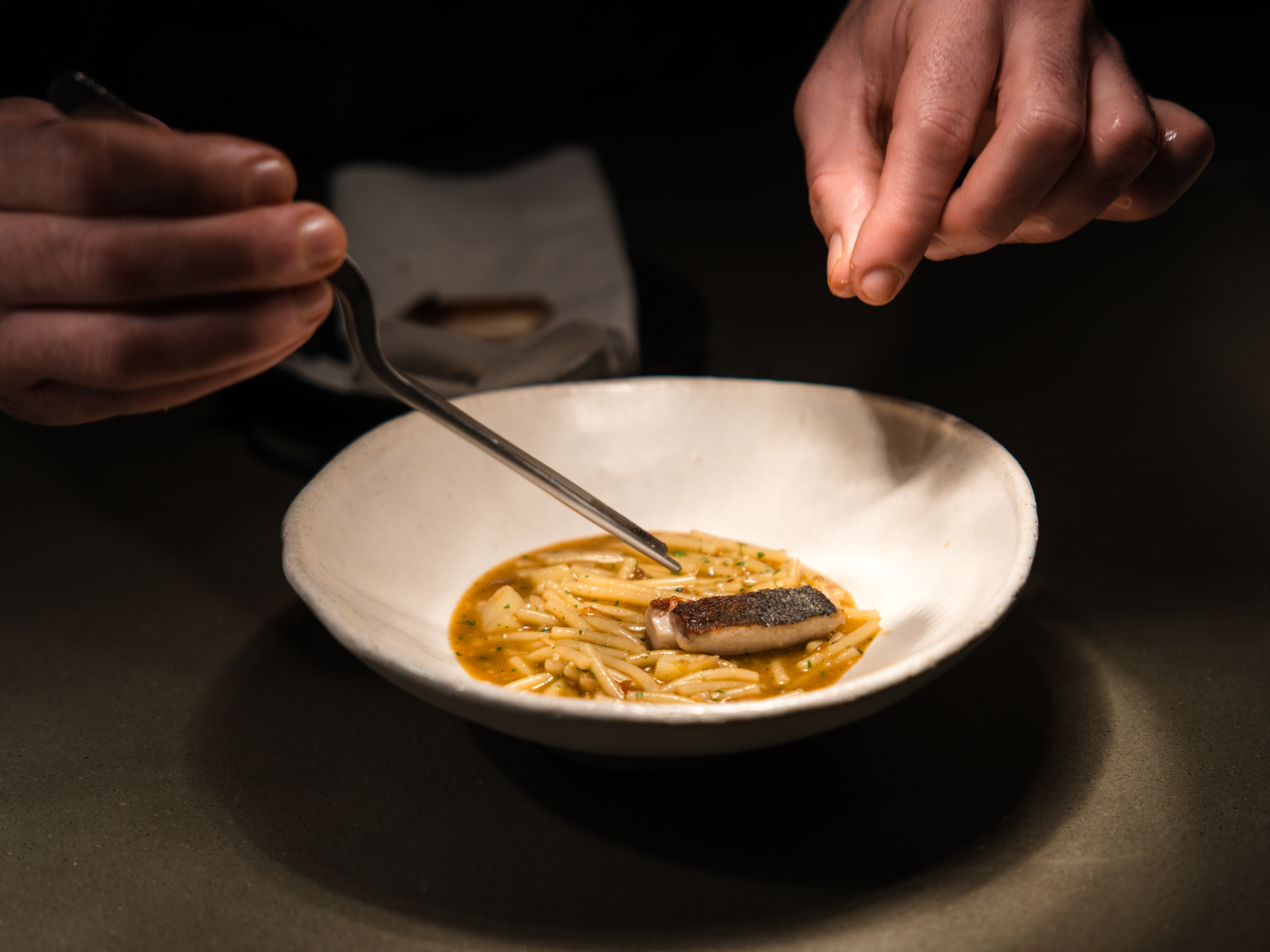 Cocina con productos de despensa | TraveltoZero