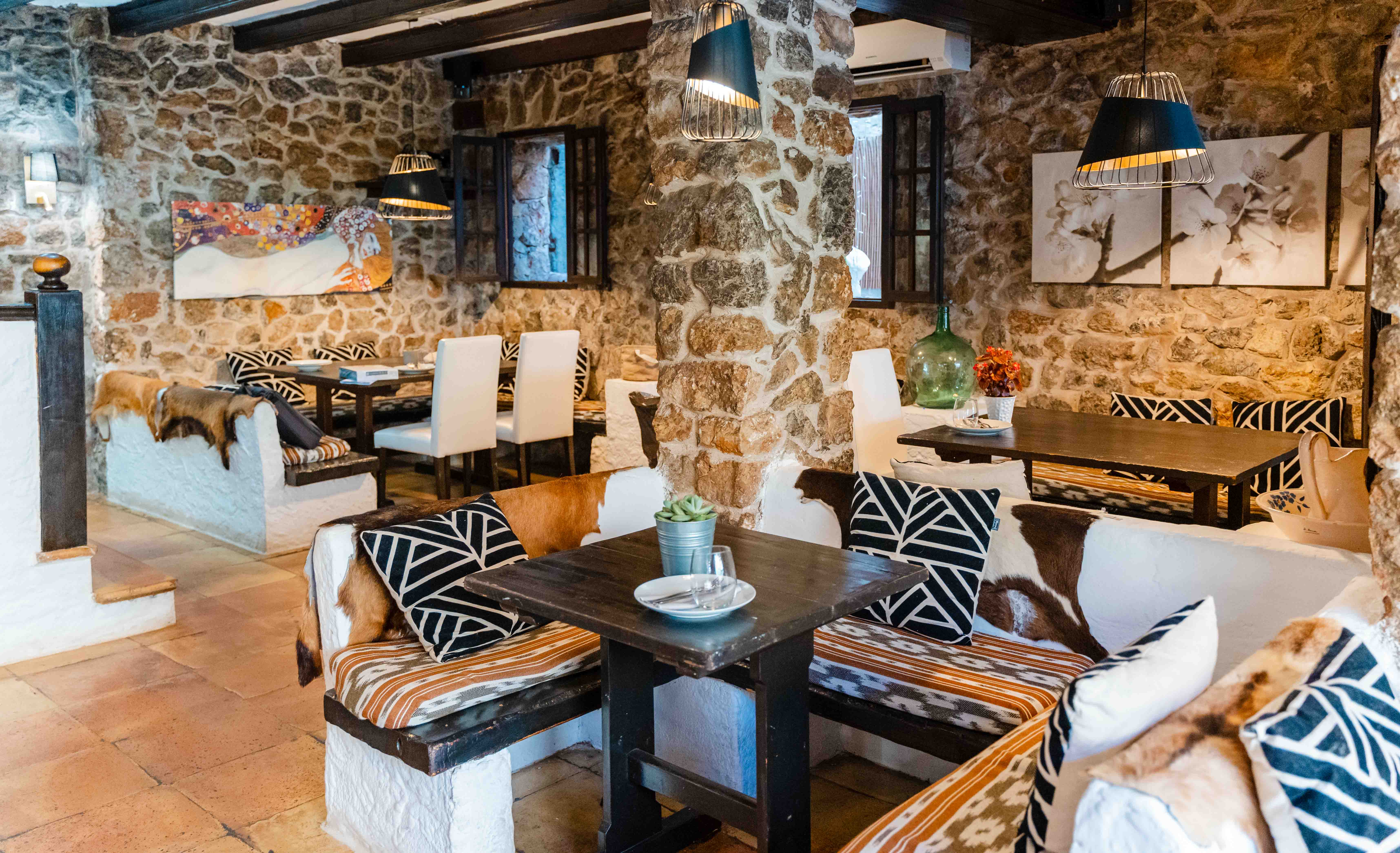 Es Guix | TraveltoZero