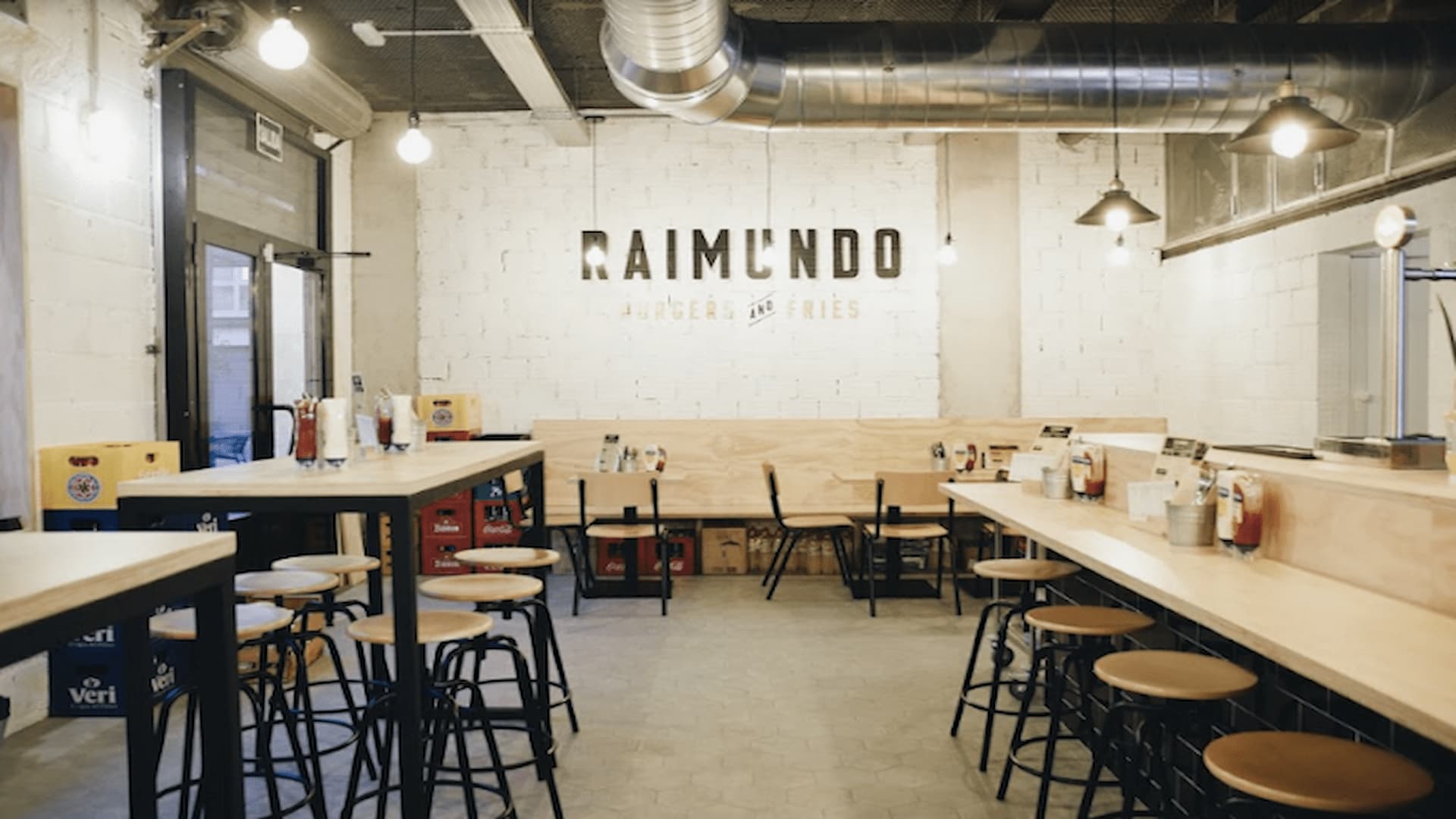 Raimundo Burger Raimundo Clar | TraveltoZero
